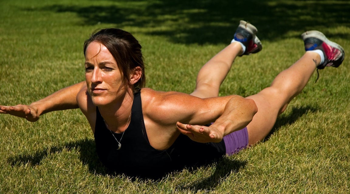 6 Exercises to Strengthen Your Shoulders For Better Running Form